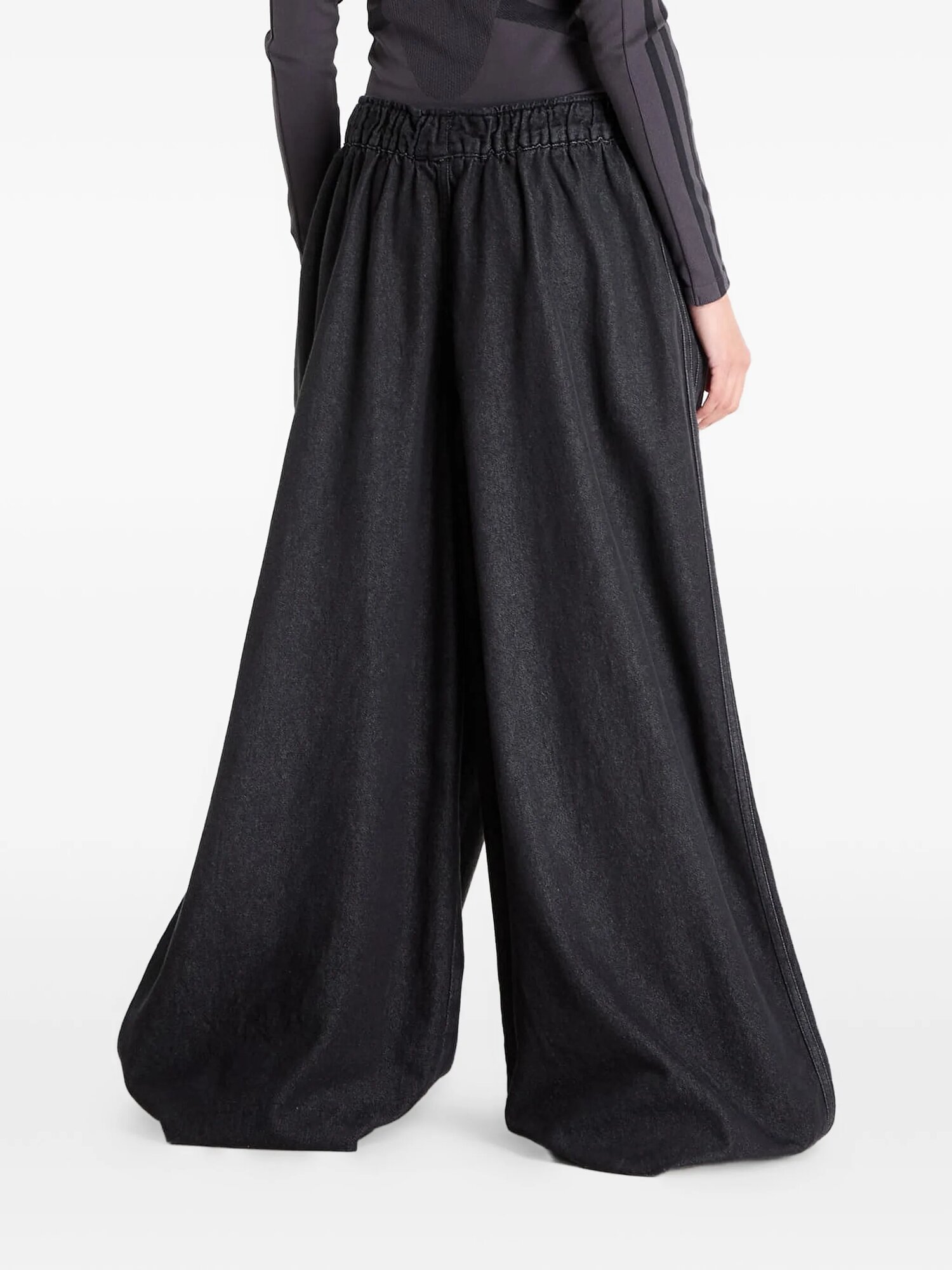 Брюки adidas Denim trackpants, размер 10 UK — фото 1