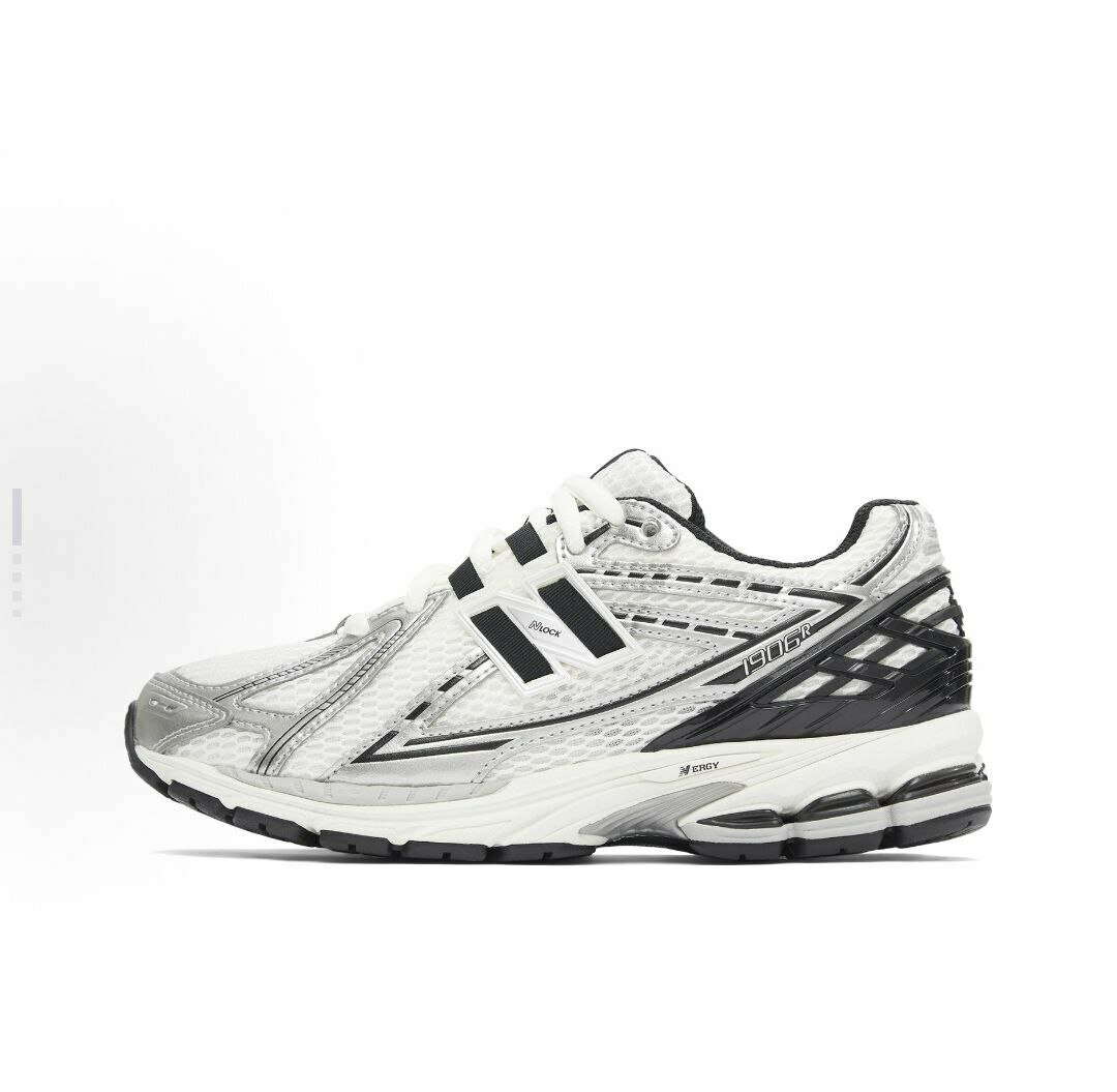 Кроссовки 1906R