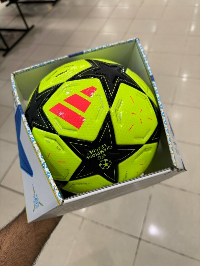 Adidas Мяч футбольный Адидас Лига Чемпионов UCL PRO WTR 2024/2025 размер 5