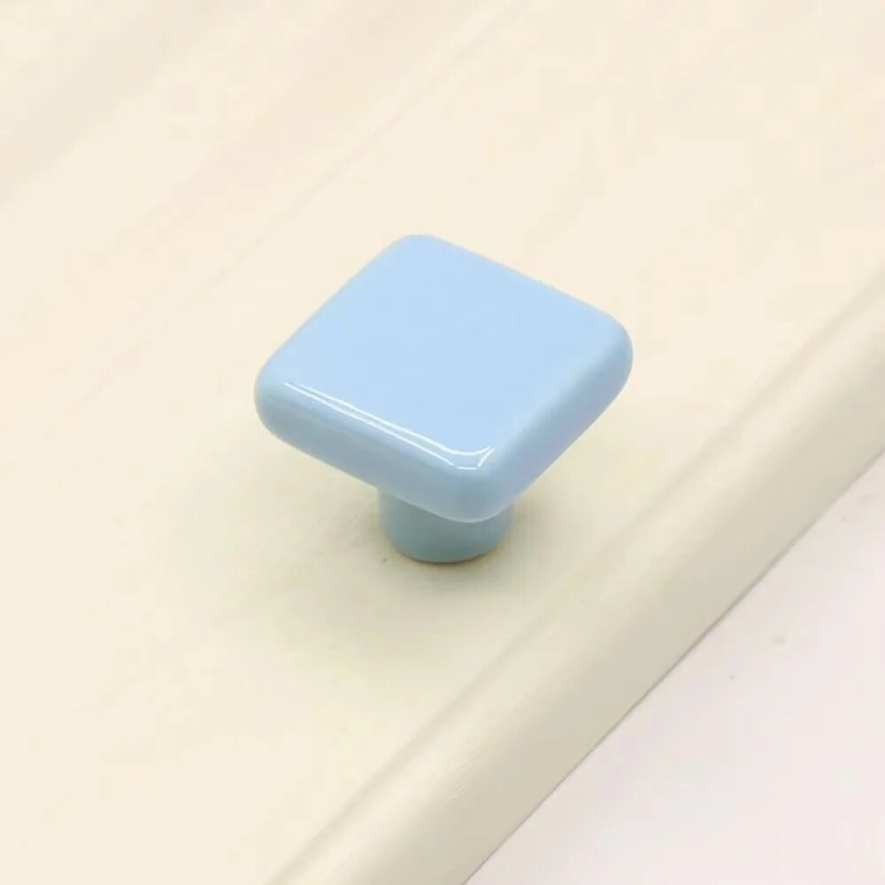 Керамическая ручка для двери Light Blue