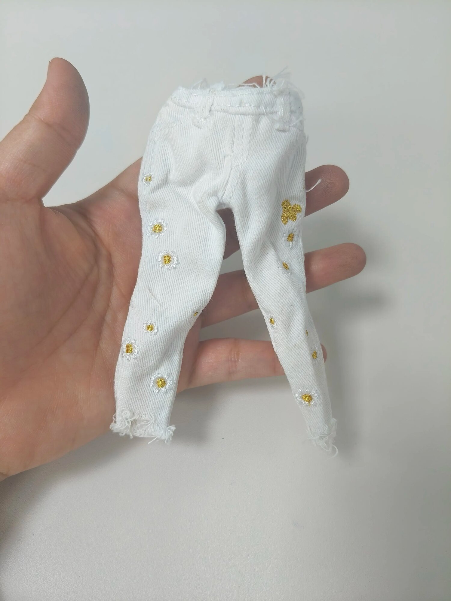 Одежда для кукол Rainbow High 1/6