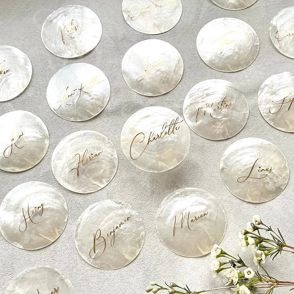 Персонализированные именные карточки-ракушки 50pcs, gold text