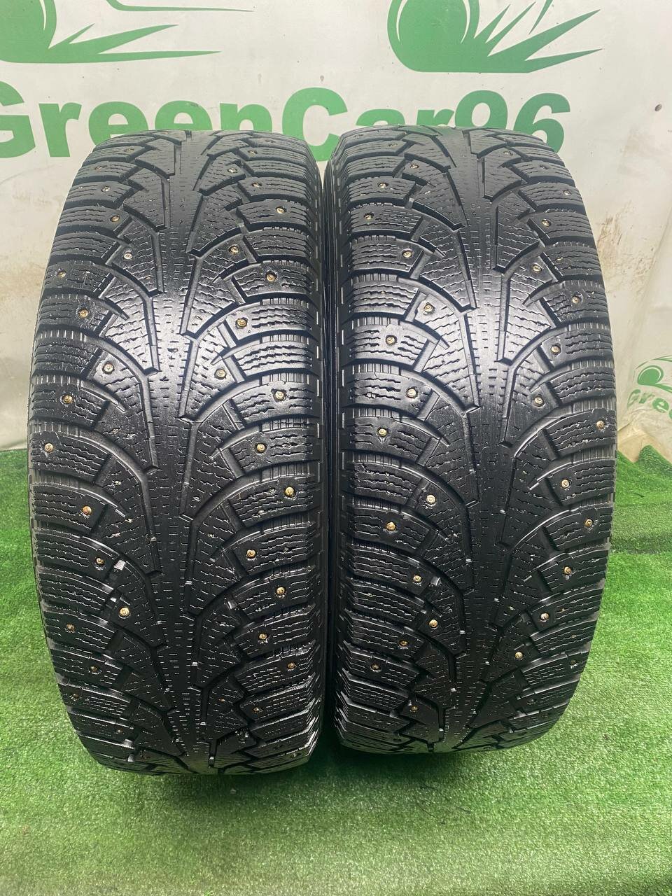 Комплект (2 шт) зимних БУ шин Nokian Tyres Hakkapeliitta 5 SUV 235/60 R18 20% износ CKE728885