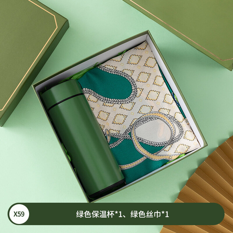 Корпоративные подарки на открытие, новогодние сувениры, новогодние подарки, подарочный набор с термосом и зонтом.