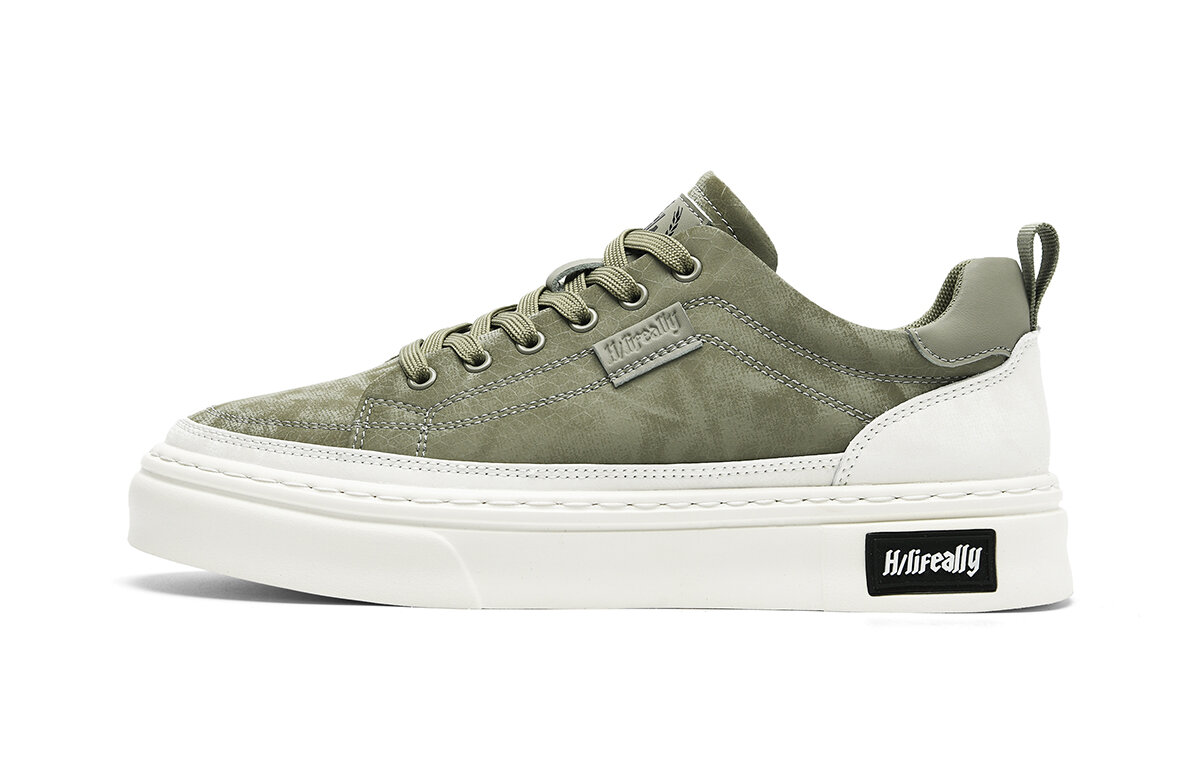 Кроссовки Advantage Shoes