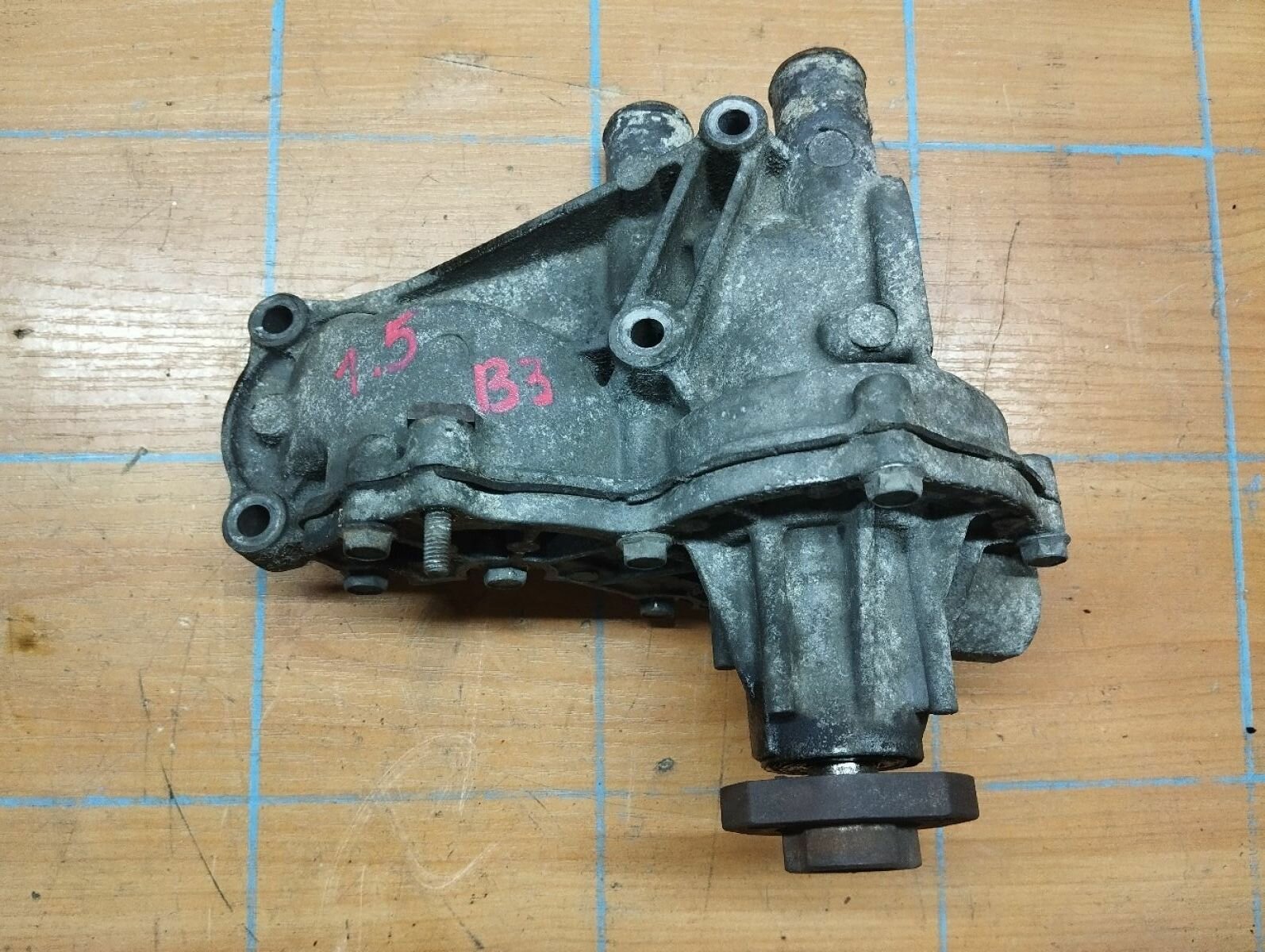 Насос водяной (помпа) VW Passat B3 Б/У с пробегом