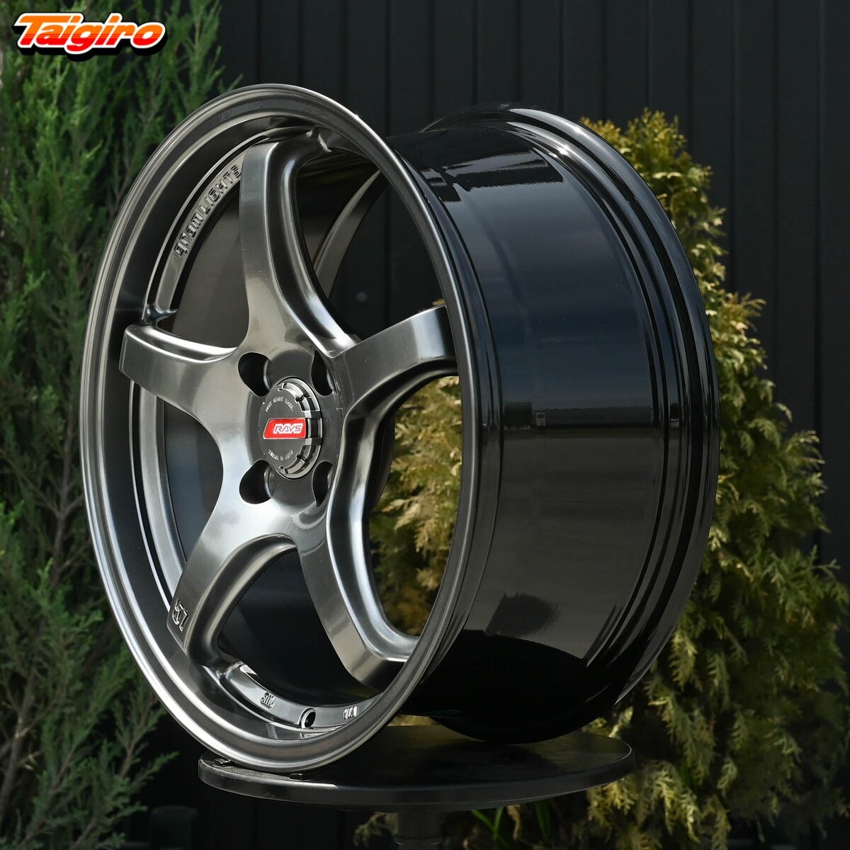 Комплект литых колесных дисков R16 Rays Gram 57CR Стиль 7.0J ET40 4*100 темный хром