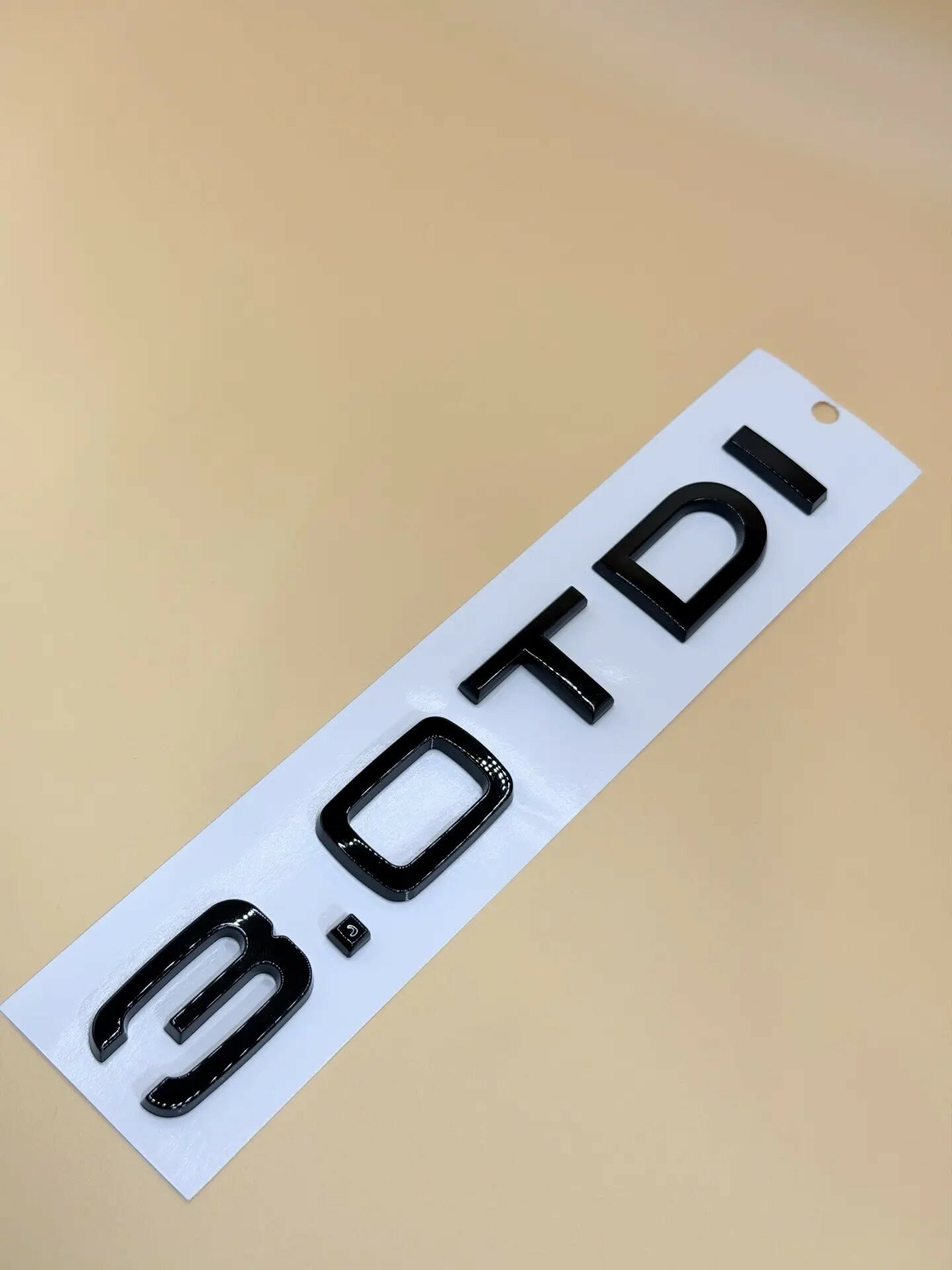 Шильдик Наклейка Эмблема Audi 3.0 TDI Черный Глянец