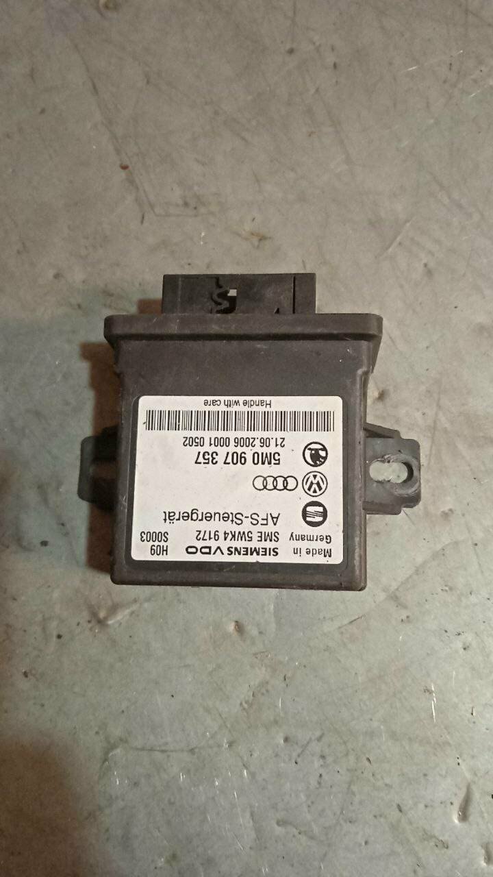 Блок управления светом Volkswagen Golf 5 (2003 - 2009) 5M0907357