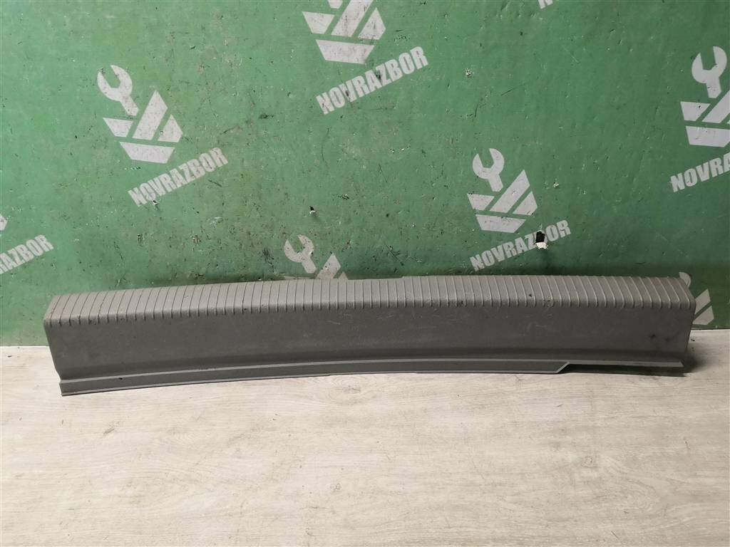 Обшивка багажника VW Golf 4 Bora 97-05