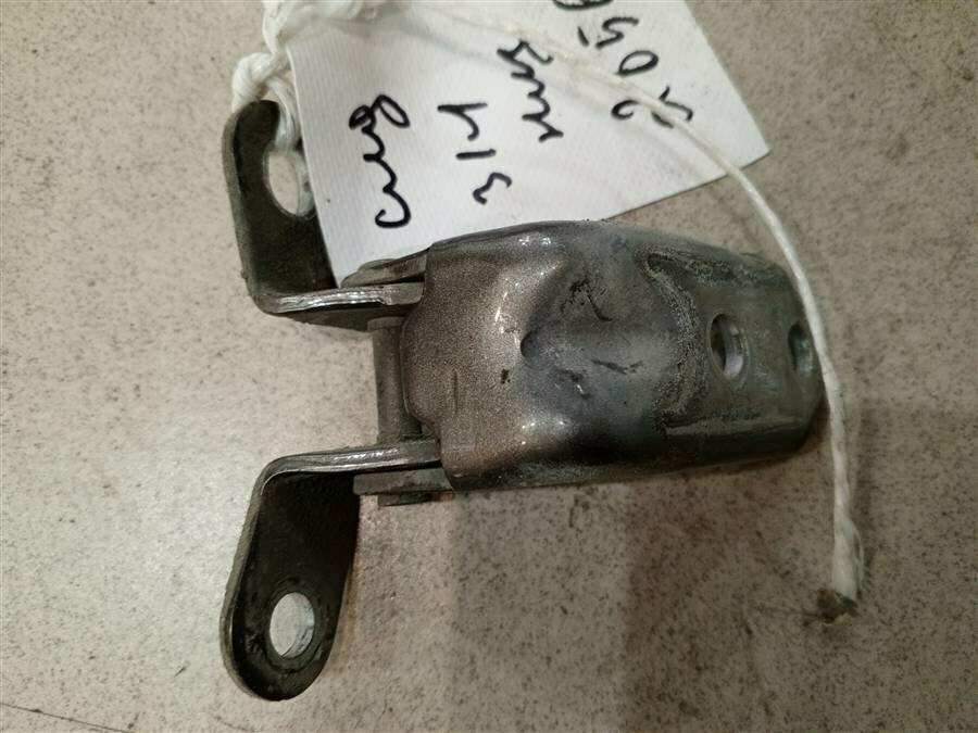 Петля двери задней левой нижняя от Kia Ceed 2012-2018