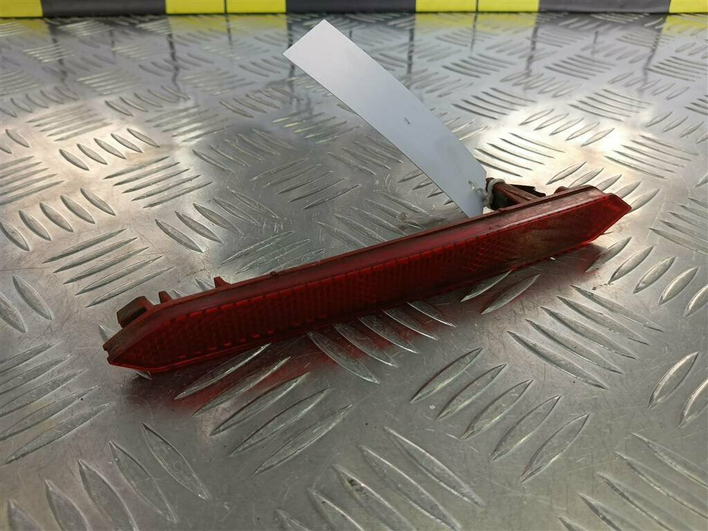 Катафот задний Б/У для HONDA Civic VIII (2005—2009) 33505SMGE01