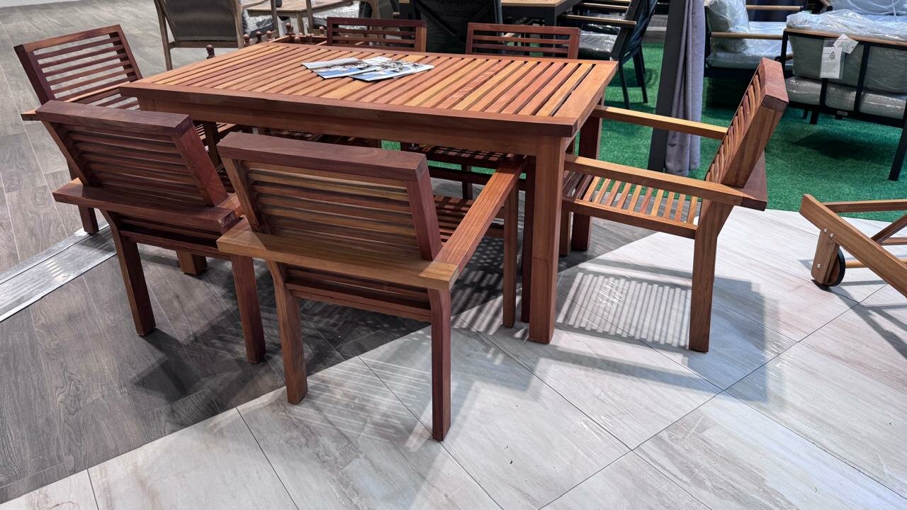 Кресло Dekker Вуэртэ, из ценных пород, порода Алмендрилло, Кумару, без покрытия, коричневое, 1 шт