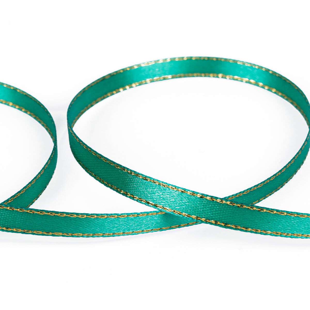 Лента атласная 6 мм "Gamma" AL-6M двухстор. с металл. нитью 33 м №016 зелёный/золото
