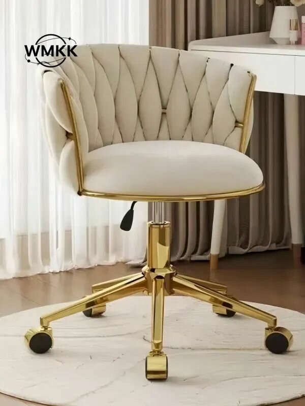 КВ Мебельная Фабрика Офисное кресло, Золотые металлические ножки + белый бархат