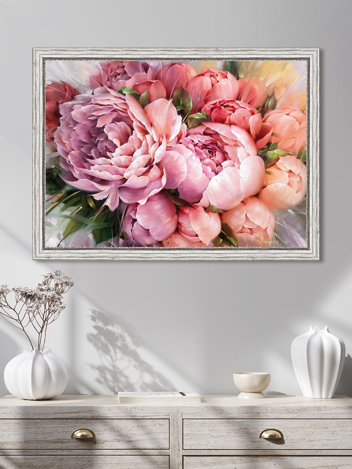 Картина на стену для интерьера в раме Графис "Королевские пионы", 59х79 см