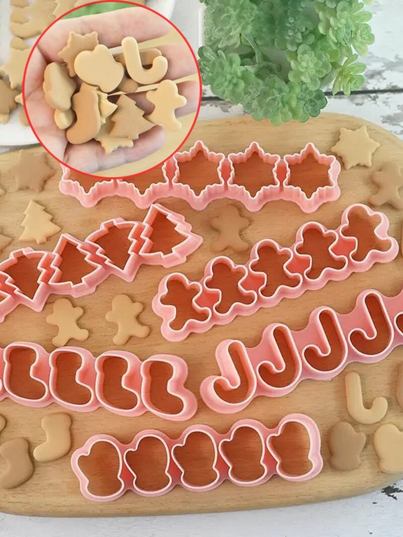 Набор для выпечки, 6 предметов: формы для печенья с новогодним тиснением (ёлка, пряничный человечек, снежинка) для создания пряников и декора десертов