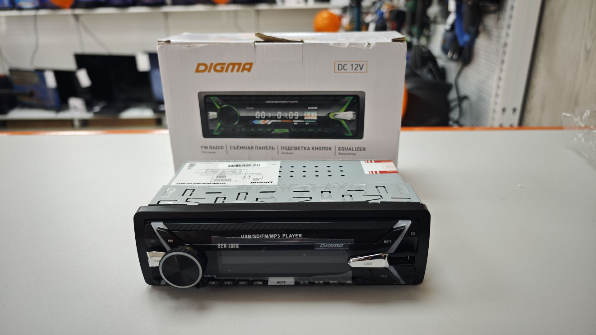 Автомагнитола Digma DCR-400G 1DIN 4x45Вт