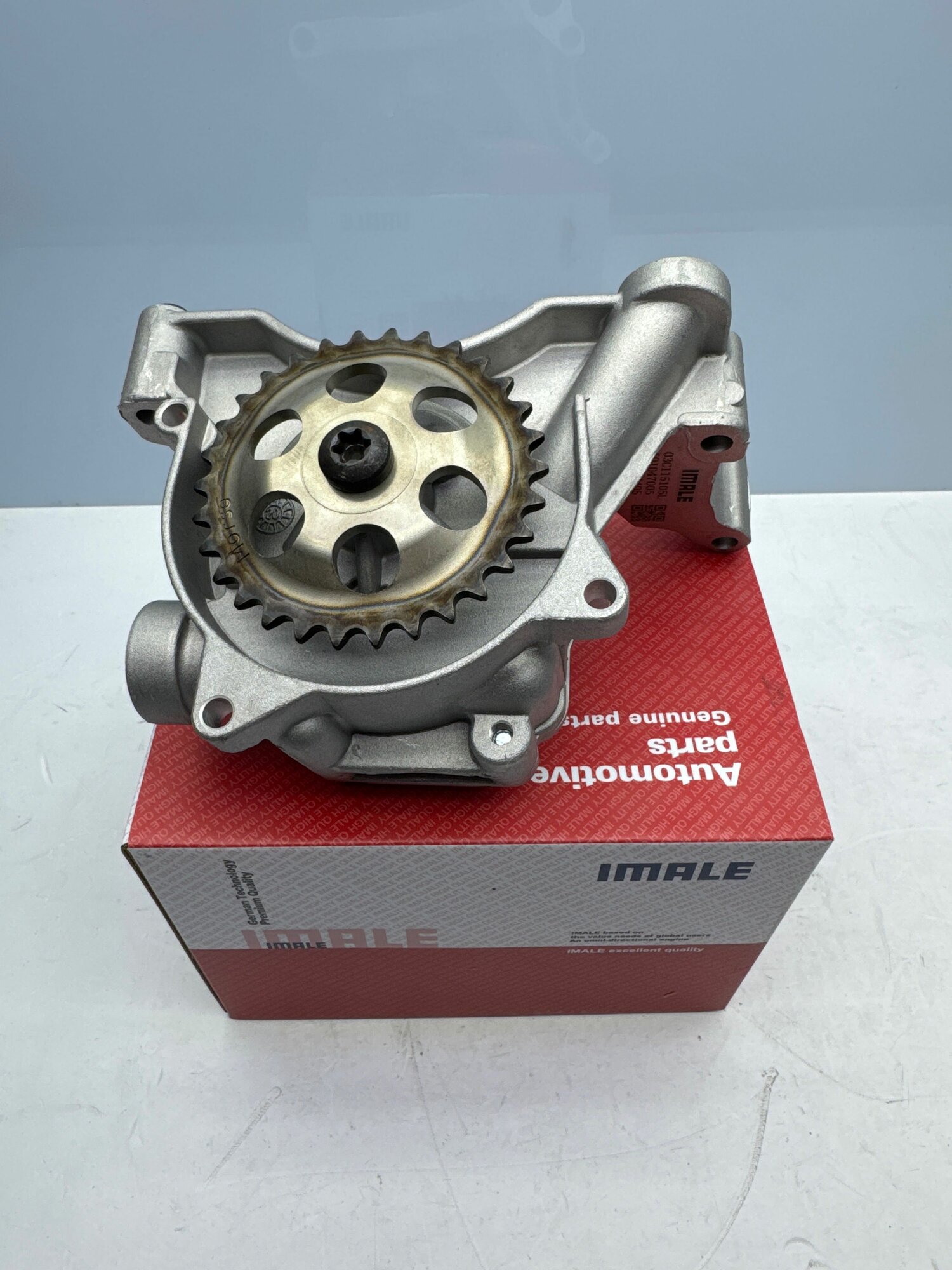 Новый масляный насос VW VAG ЕА111 1.6 CFN IMALE/IMLENG I01047005 03C115105L