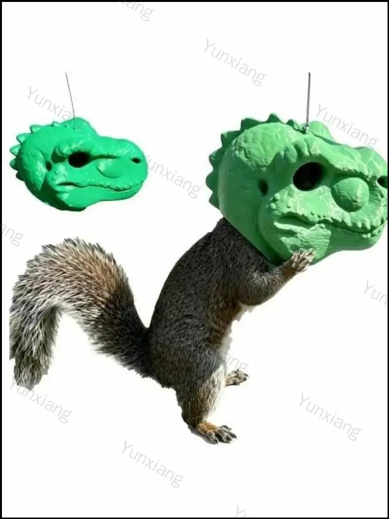 Кормушка для белок с головой динозавра