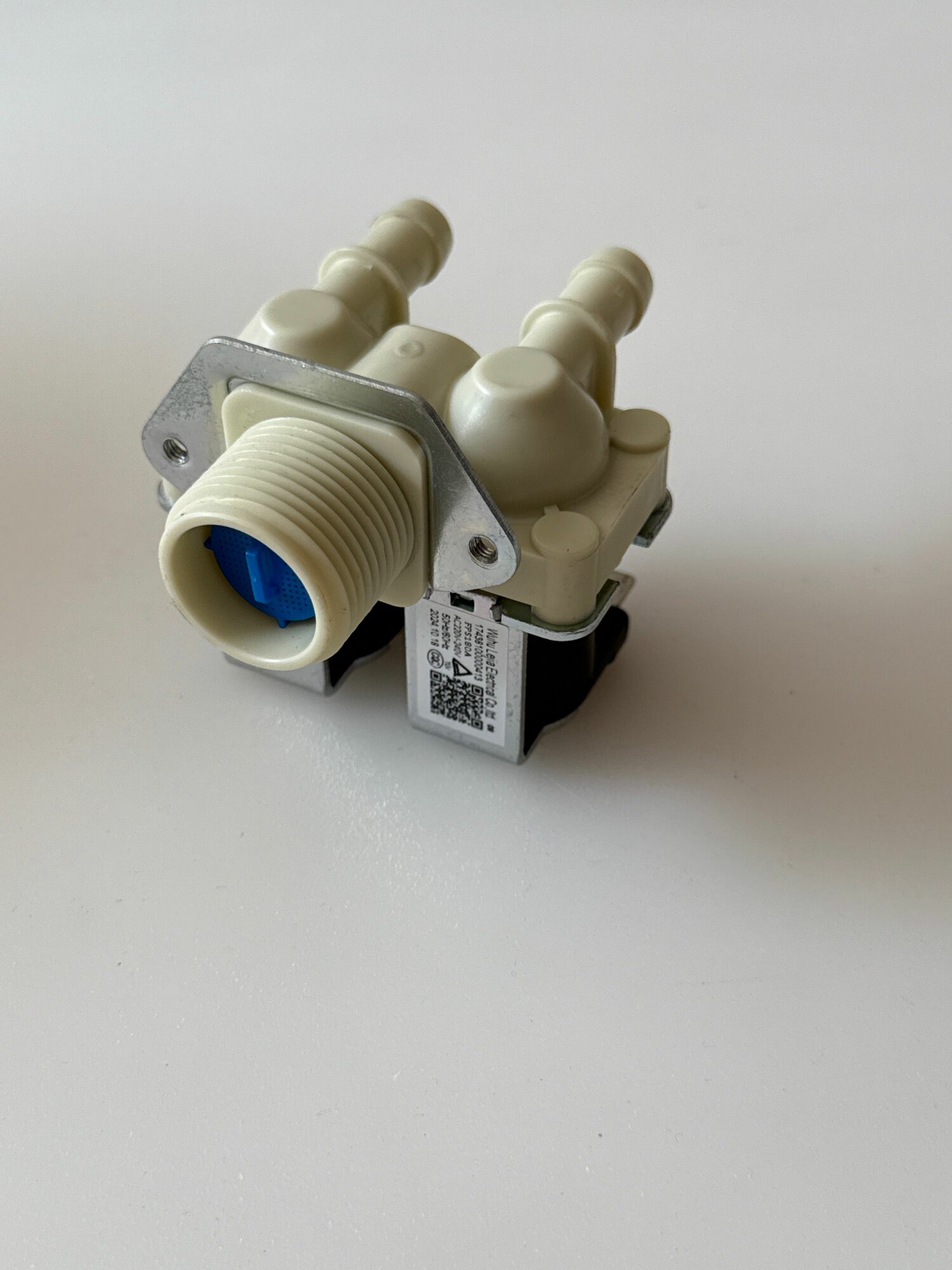 Клапан заливной (КЭН), для СМА Tuvio WFS64MW1