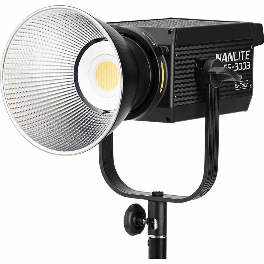 Осветитель Nanlite FS-300B