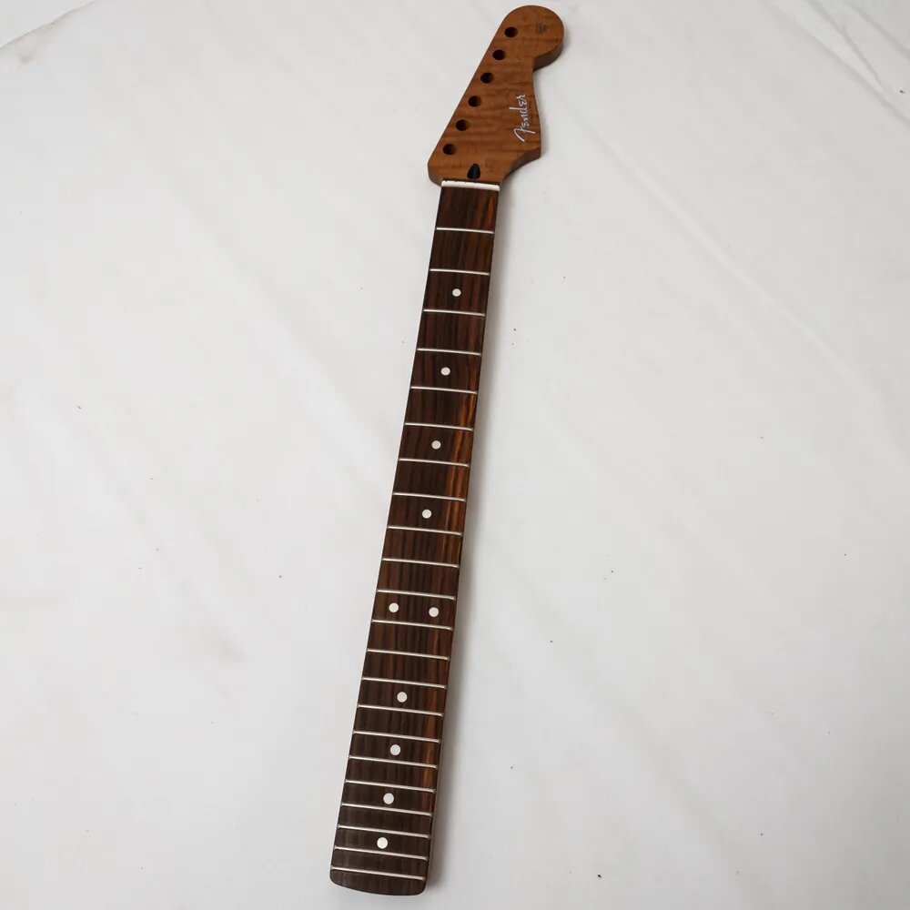 Гриф электрогитары Fender Stratocaster из жареного клена с 22 ладами, Нержавеющая сталь в тигровую полоску, Матовая отделка, Костяная гайка, Радиус грифа 9,5 дюймов