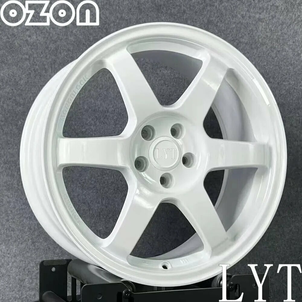 LYT Flow Froming Колесный диск Литой 18x8.5" PCD5х100 ET42 D73.1