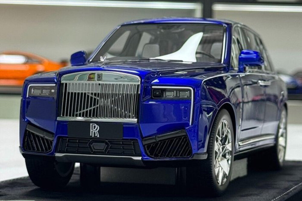 Модель коллекционная HH Rolls-royce cullinan-ii 2025 blue / роллс ройс калинан (кулинан) 2 синий