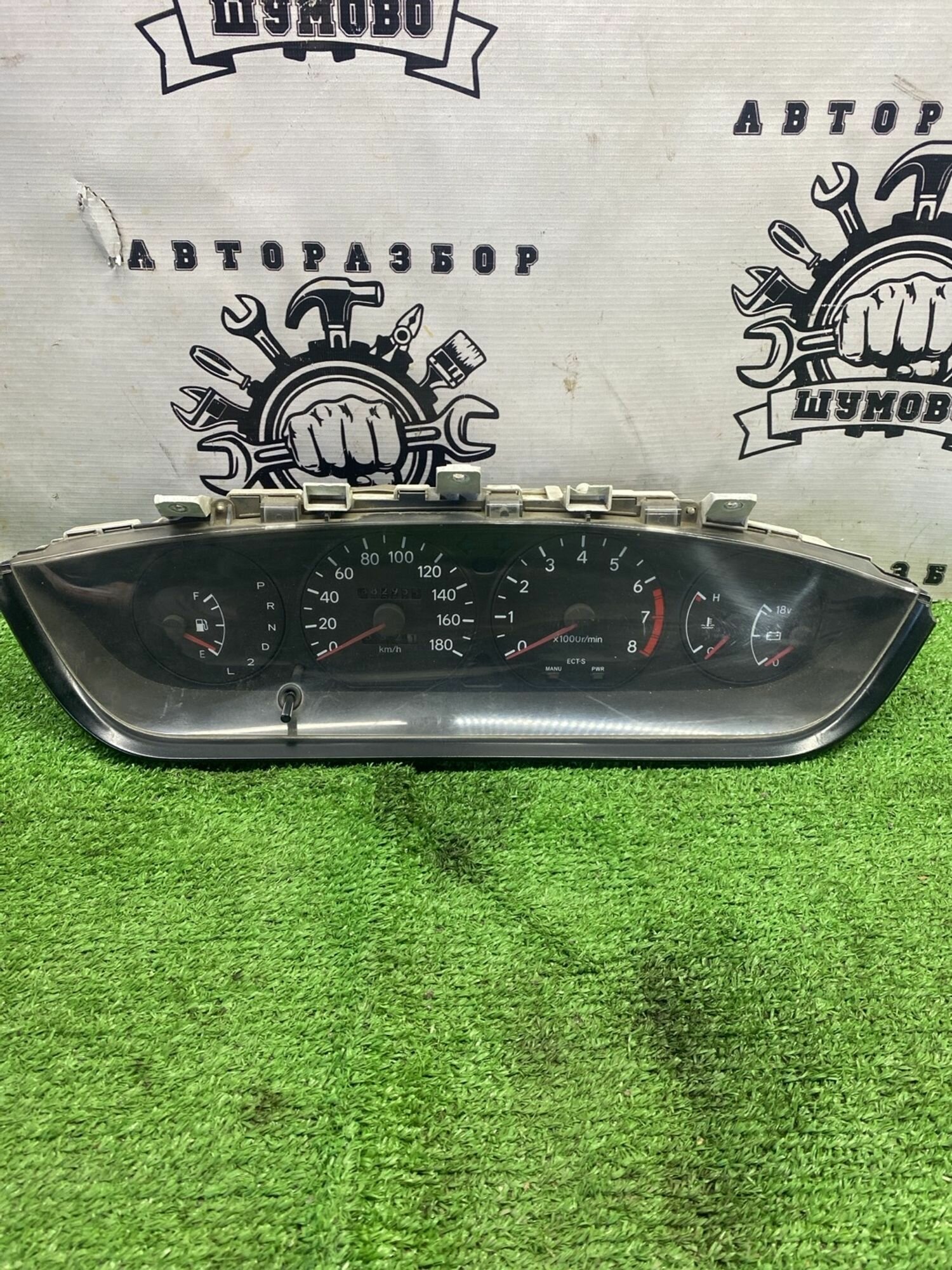 Приборная панель Toyota Sprinter Marino 1992 с пробегом