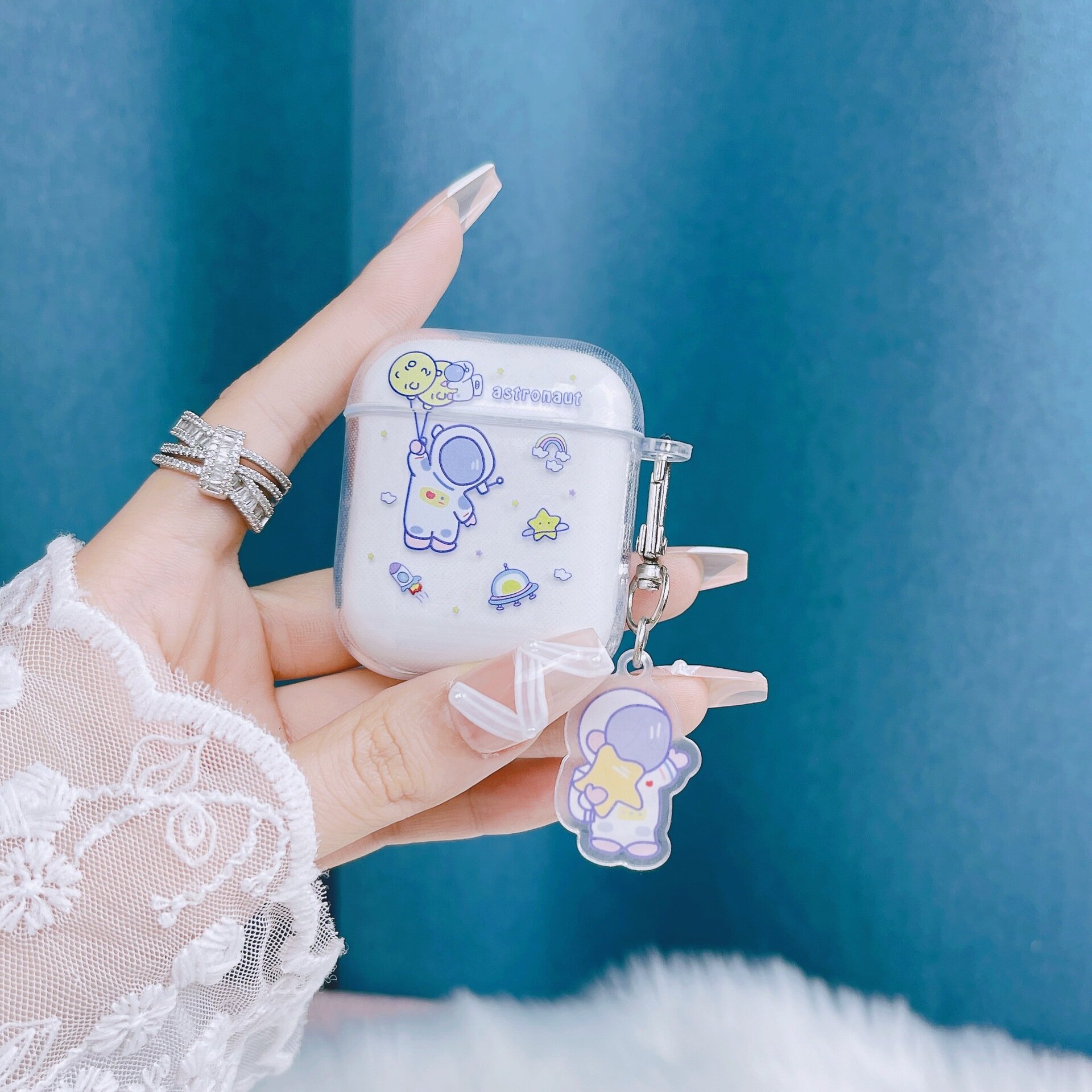 Прозрачный TPU ударопрочный чехол с ключеносителем-астронавтом для AirPods Pro 2 поколения