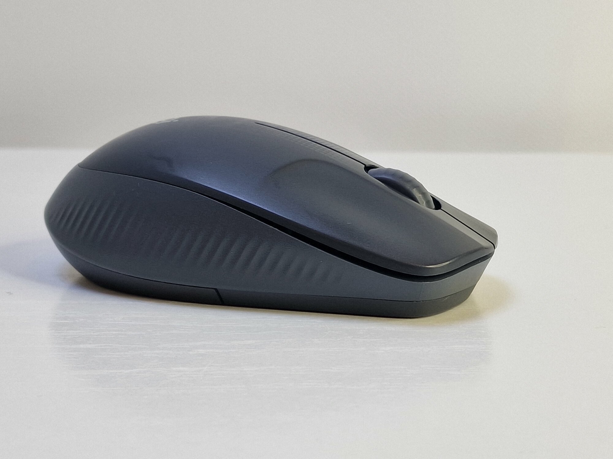 Беспроводная мышь Logitech M190 Full-Size Wireless, charcoal