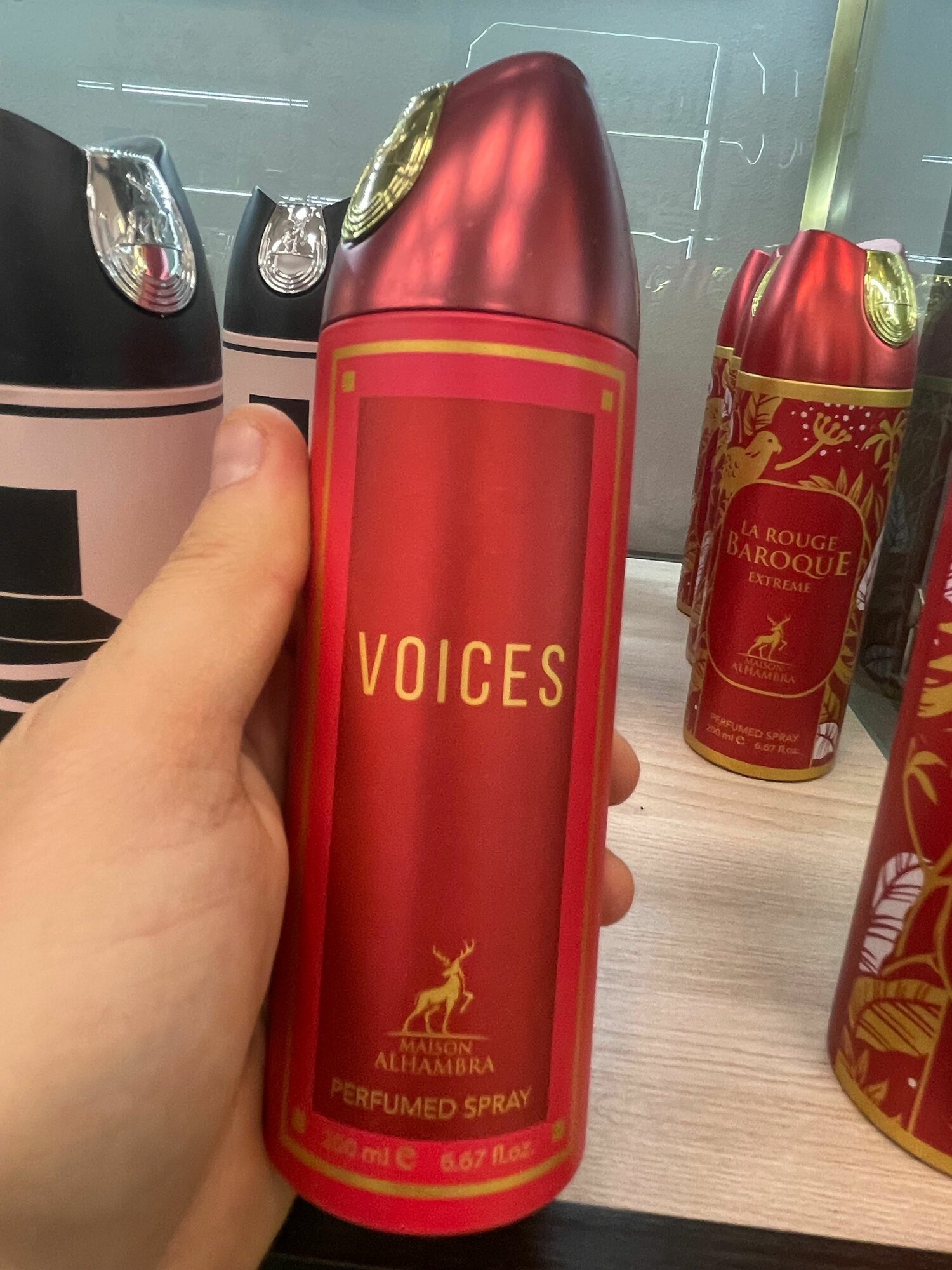 Voices Maison Alhambra женский парфюмированный дезодорант-спрей 200 мл