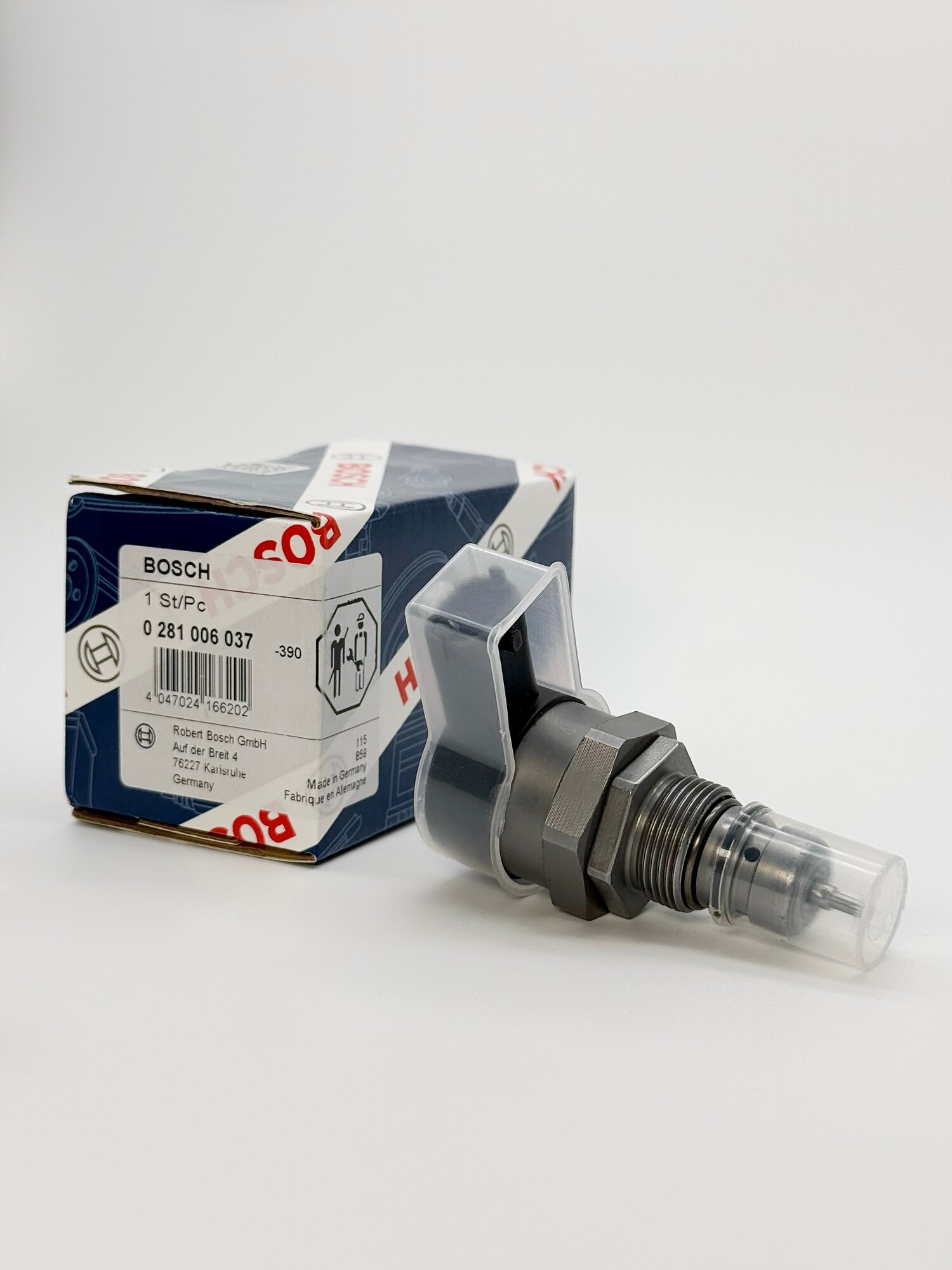 Оригинальный датчик давления наддува Bosch 0281006037 (MAP-сенсор, 3-контактный)