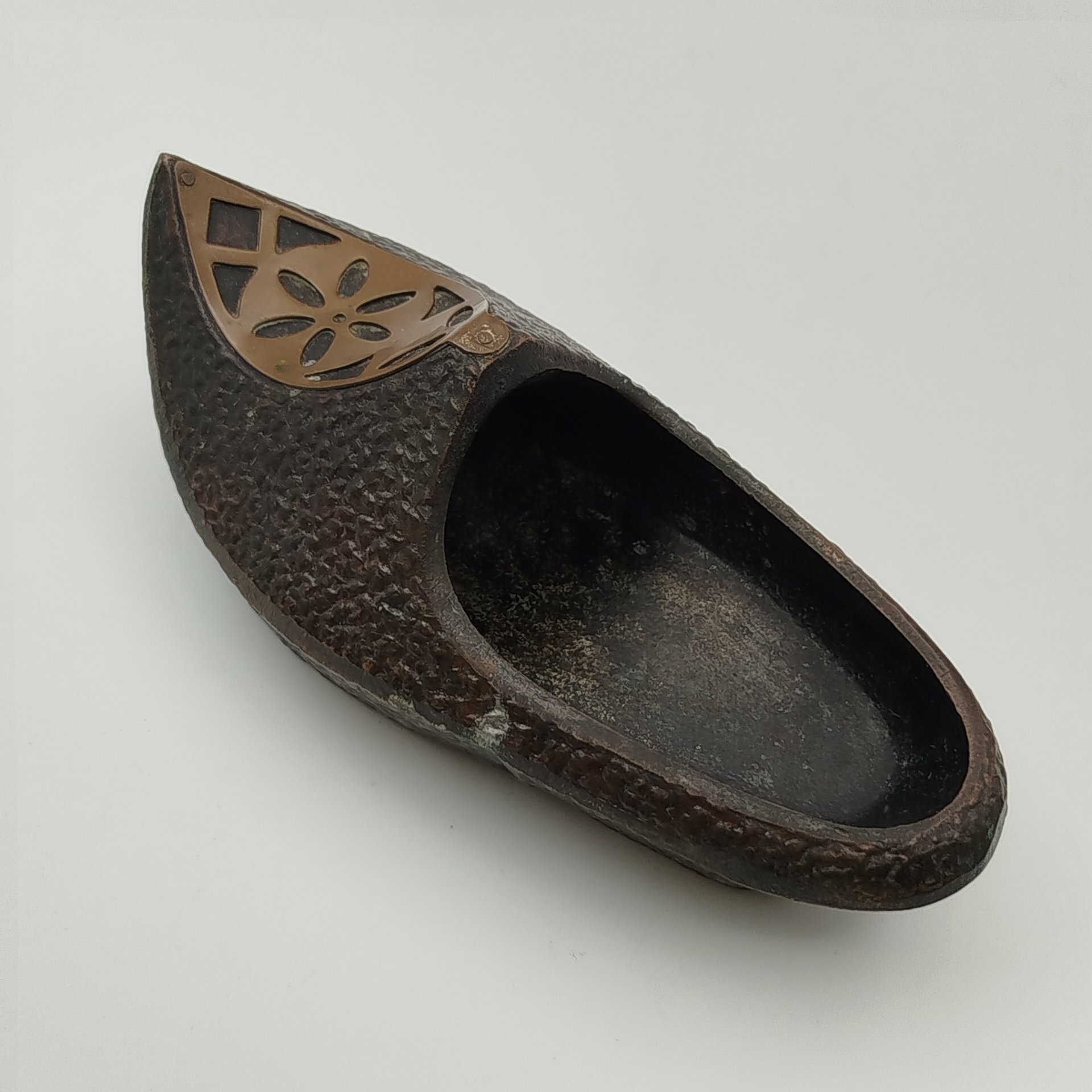 Пепельница "Туфля", металл, СССР, 1970-1980 гг.