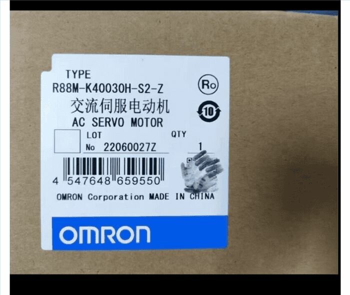 Модуль Omron R88M-K40030H-S2-Z