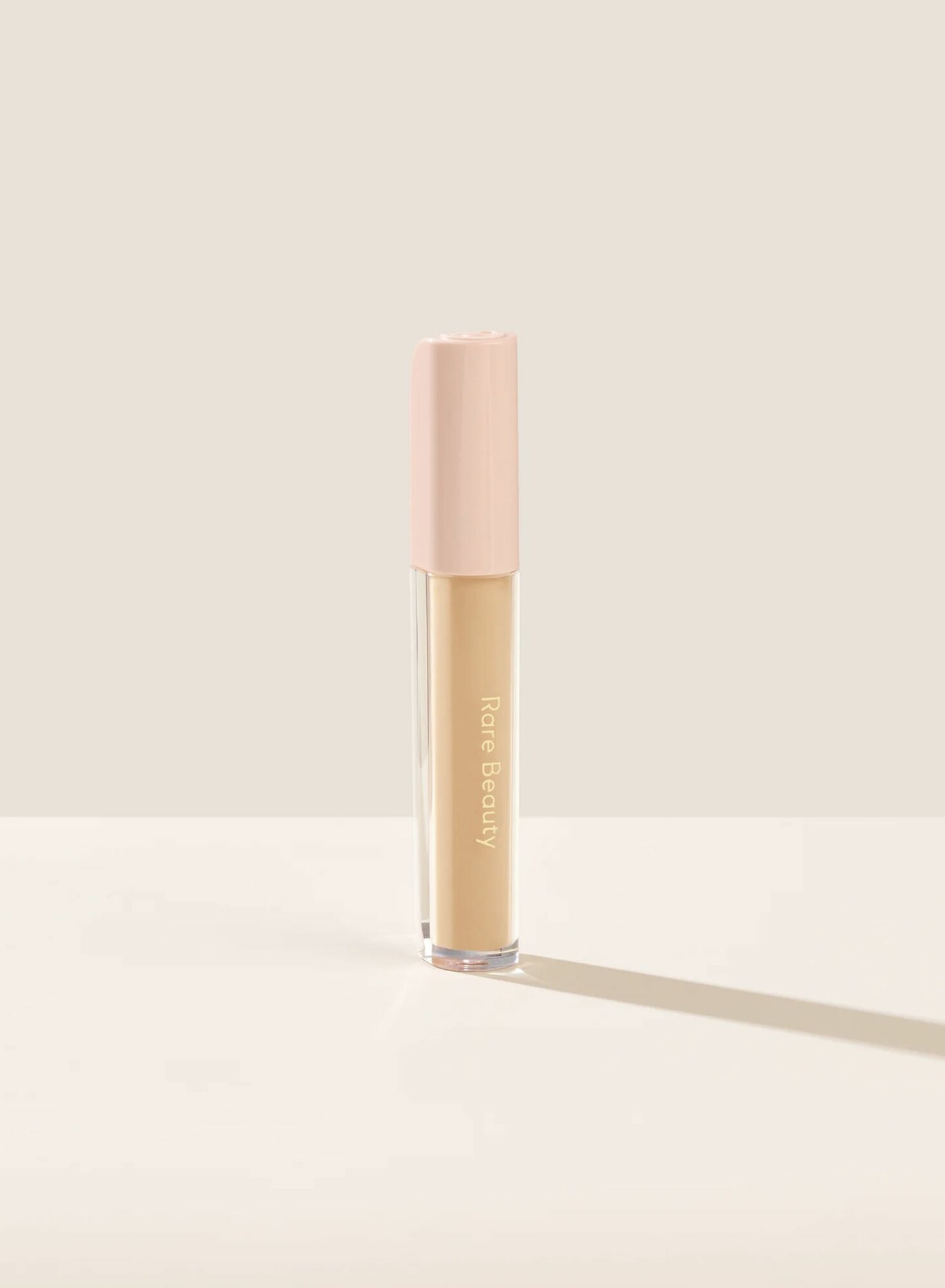 Rare Beauty Консилер Positive Light Under Eye Brightener (Light Medium) 4 мл