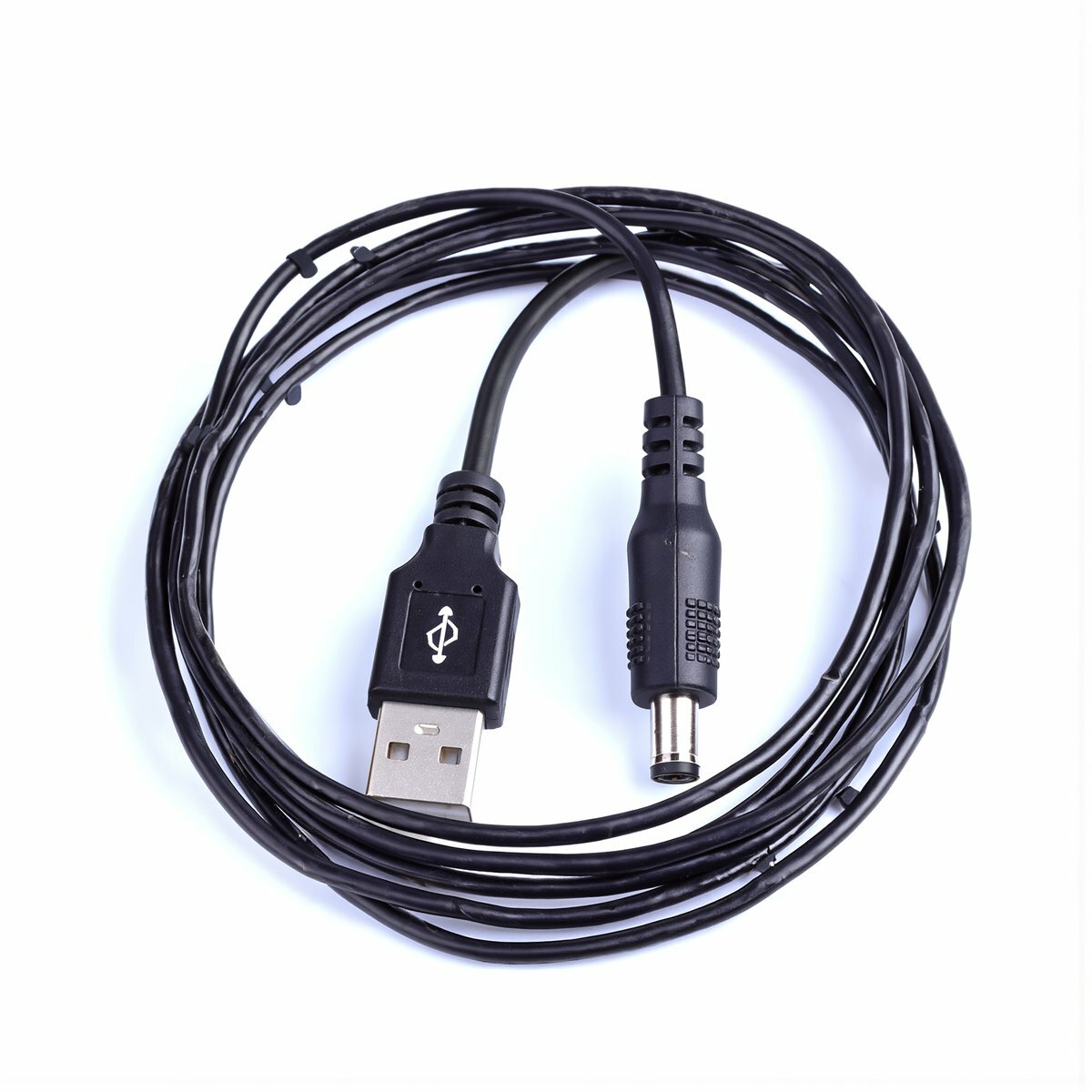 USB DC кабель питания 5.5х2.1 мм оптимальная длина для удобства прокладки проводов поддержка тока 1 А чёрный для прокладки под столом за шкафом в домашних условиях