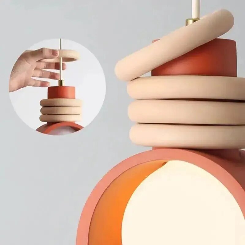 Люстра подвесная светодиодная LED оранжевая для гостиной, регулировка по высоте — фото 1