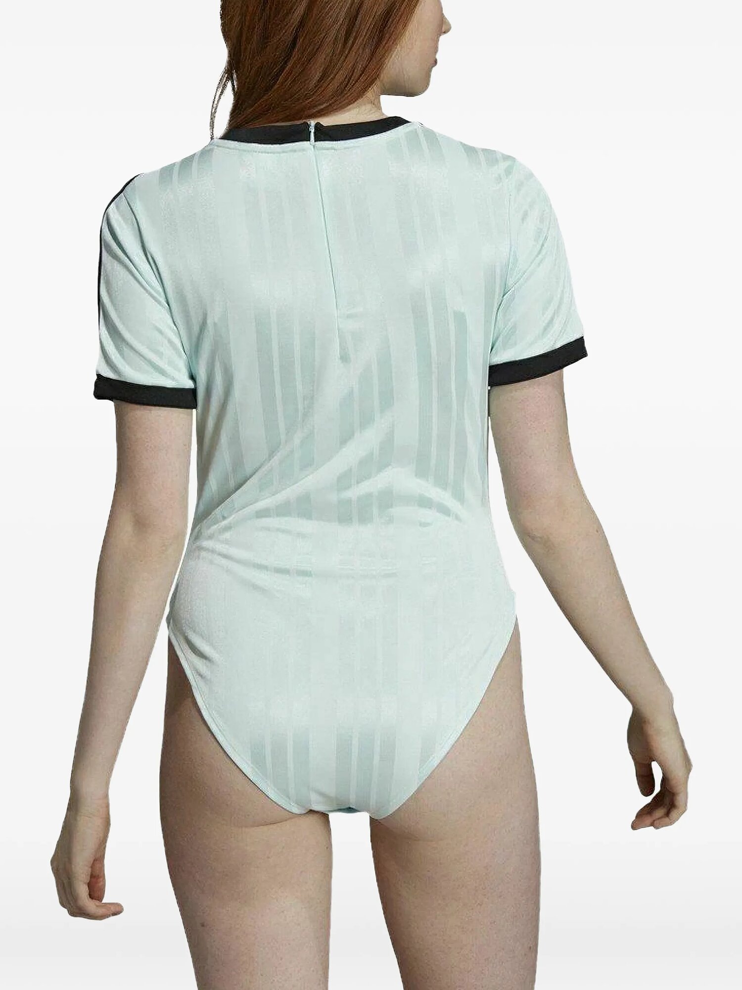 Футболка adidas, размер XS — фото 1