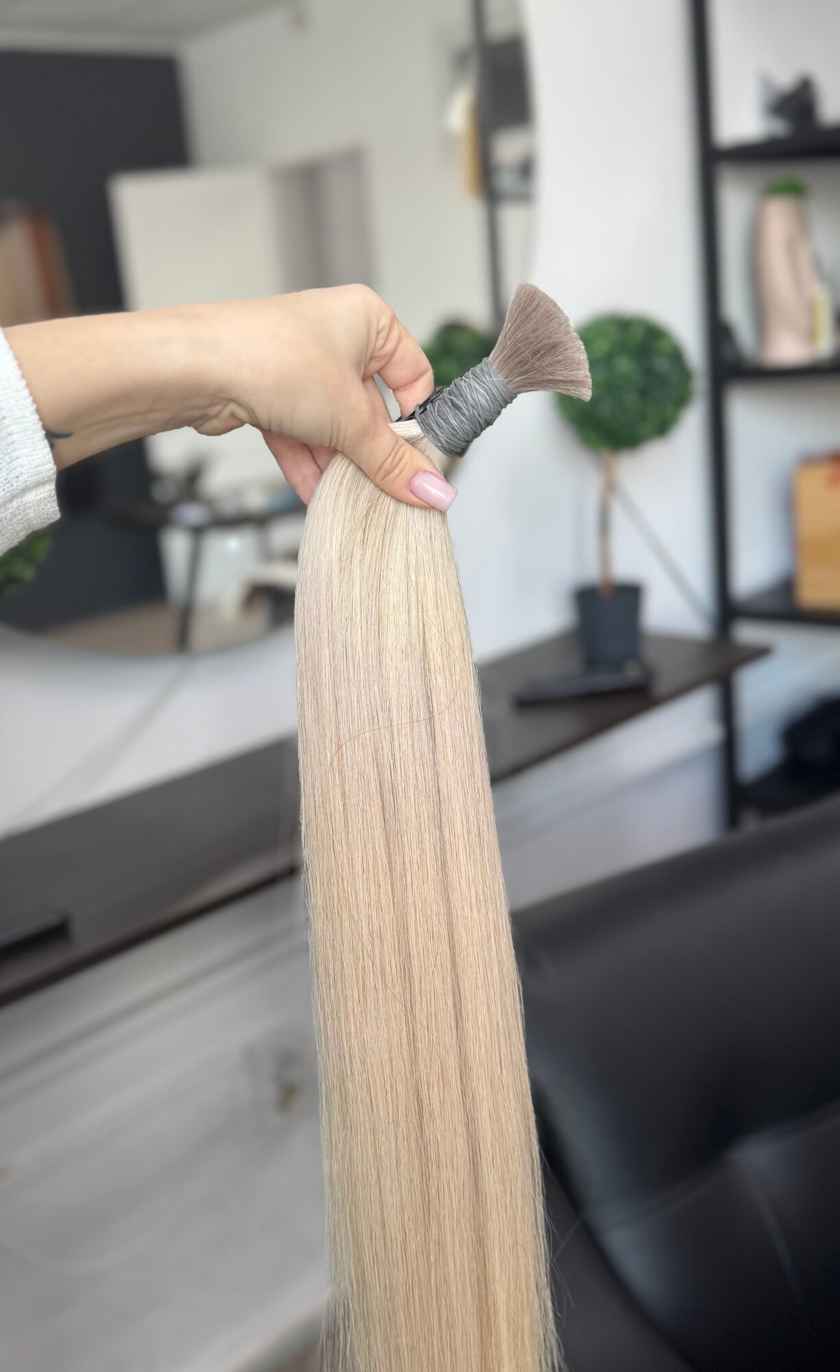 Волосы для наращивания , натуральные 75 см - 110 грамм люкс качества , окрас РФ