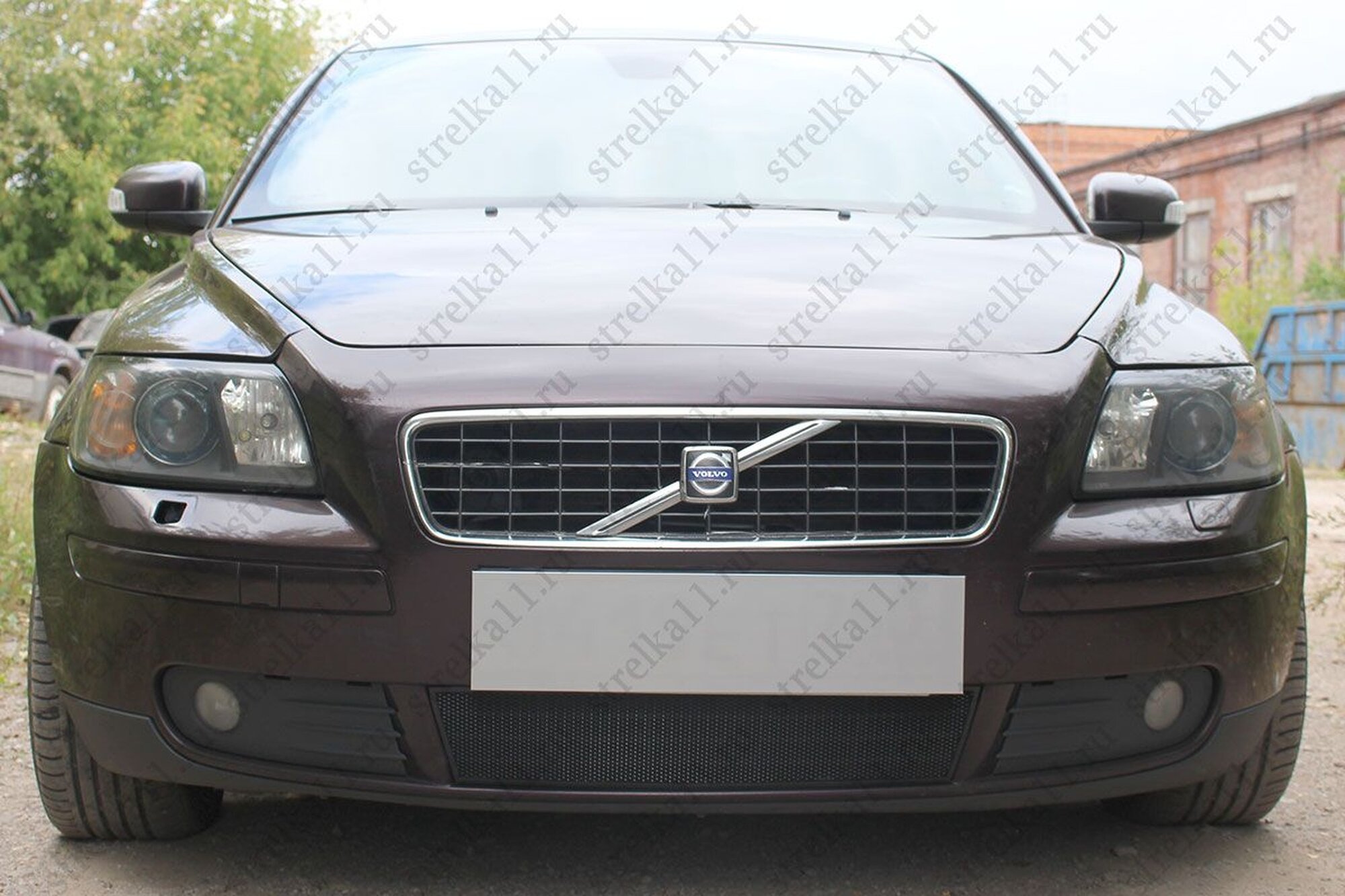 Защитная сетка радиатора с окантовкой и защелками для VOLVO S40 II 2003-2007