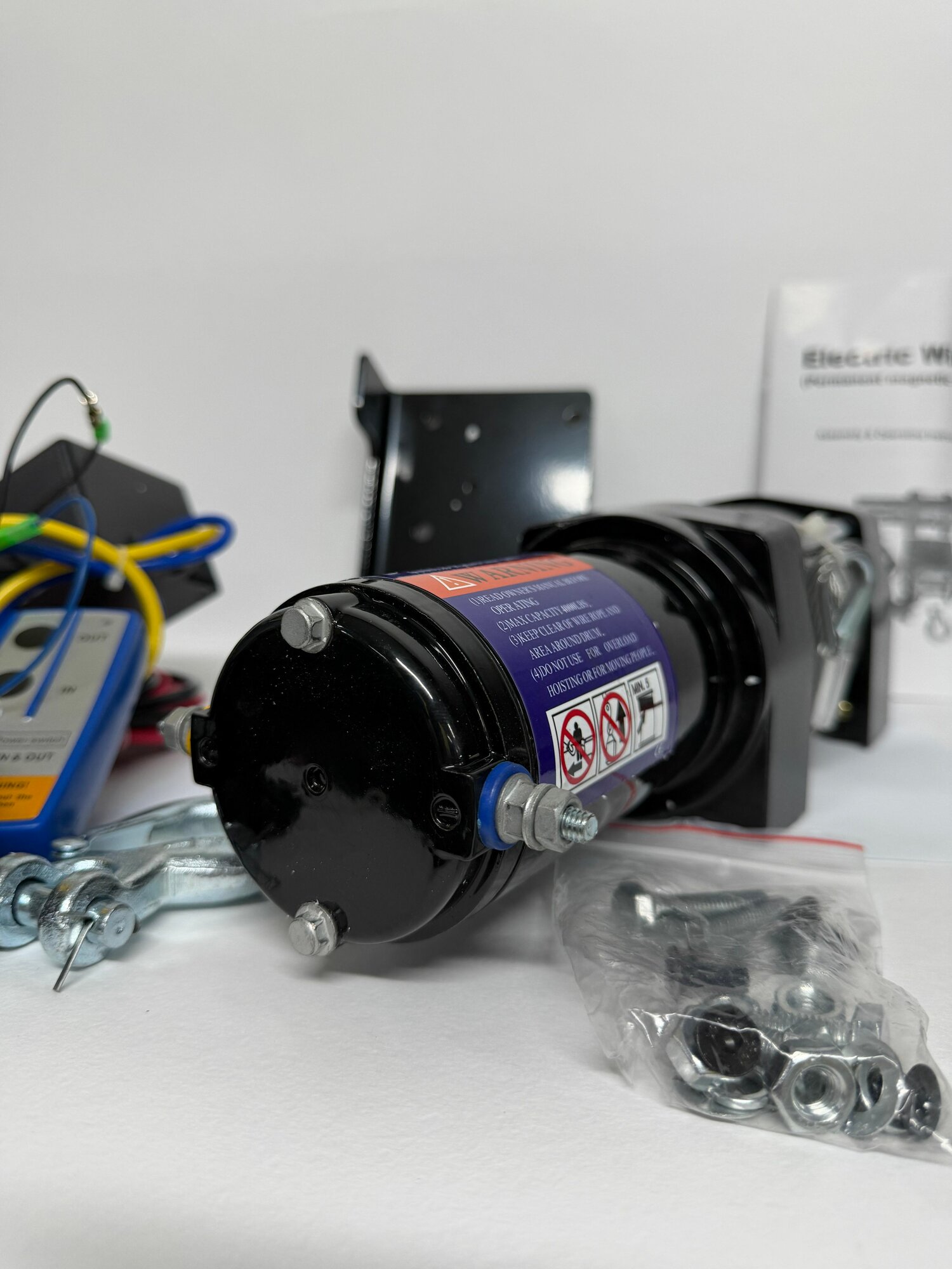 Лебедка электрическая 4000 lbs, 1814 кг, 12V, стальной трос, с пультом управления, ATV Electric Winch, КвадроХват (1 шт. / комплект), арт: 5858-К