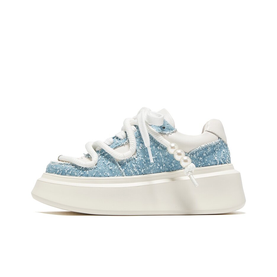Кроссовки