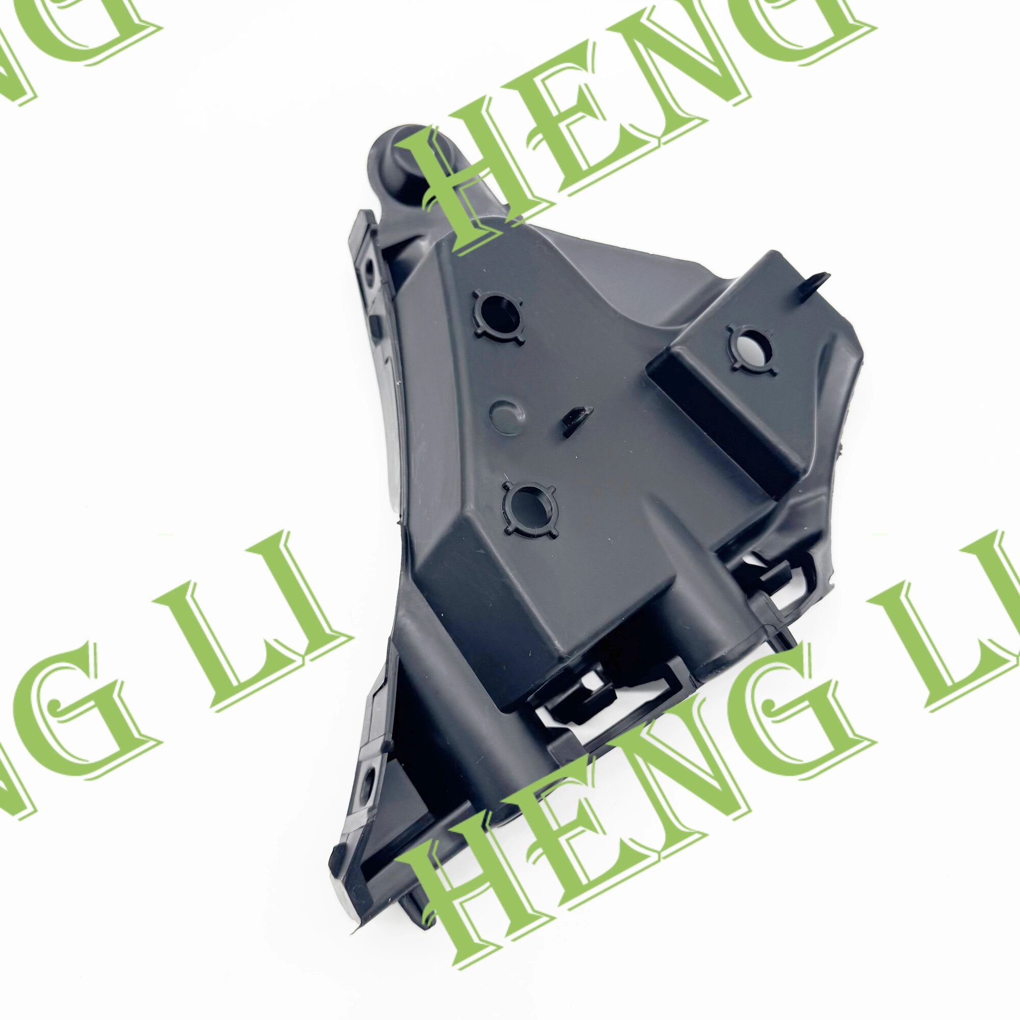 Кронштейн бампера Volvo XC60 09- 30764619 RH