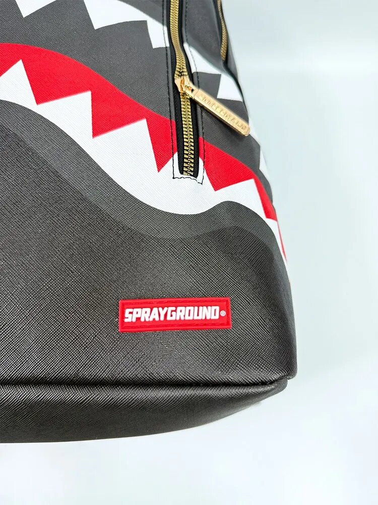 Рюкзак SPRAYGROUND Акулья Пасть черный белый городской для мужчин и женщин средний 45x30x17 см — фото 1