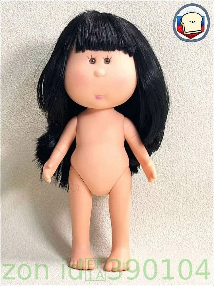Кукла Nines виниловая MIA мини Миа, 24см (Испания) булочка