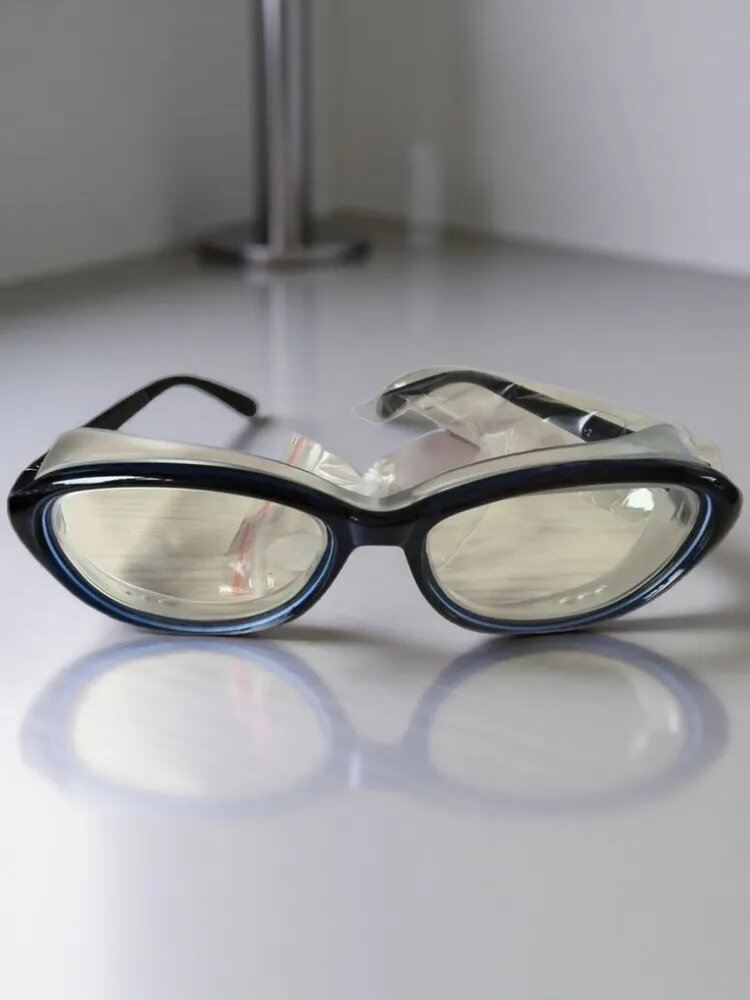 Очки защитные от пыльцы, пыли для аллергиков со съемной силиконовой японские детские (черно-синий цвет) защитной рамкой