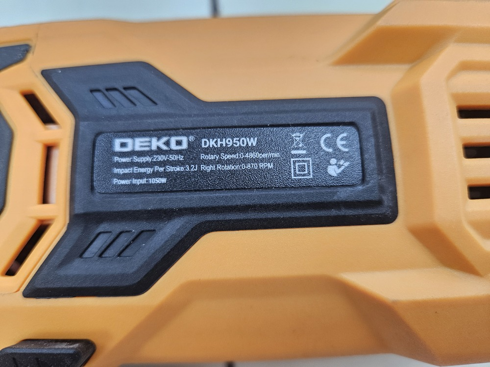 Перфоратор сетевой DKH950W — фото 1