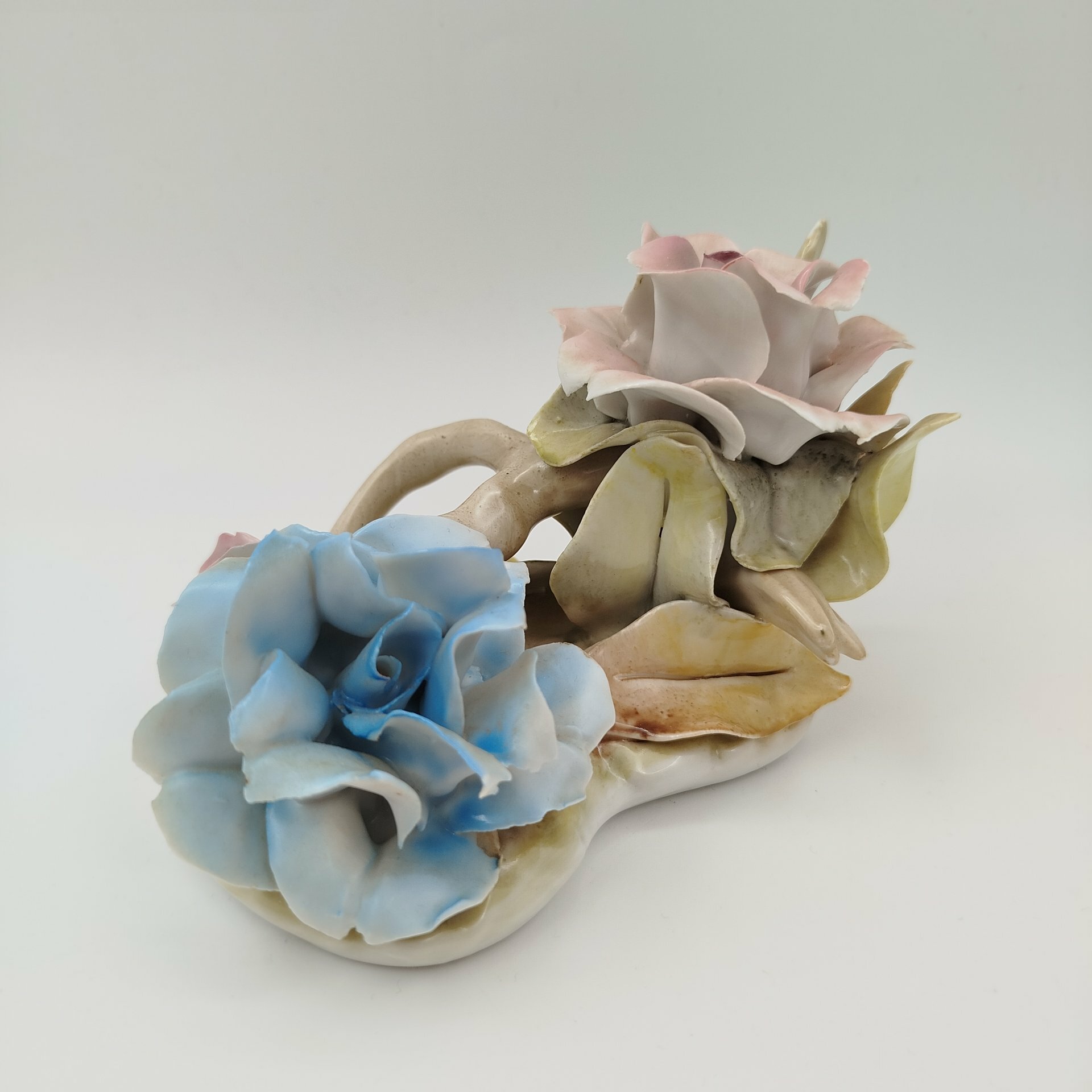 Статуэтка "Цветы на ветке", фарфор, роспись, Cluj-Napoca Porcelain, Румыния, 1974-1990 гг.